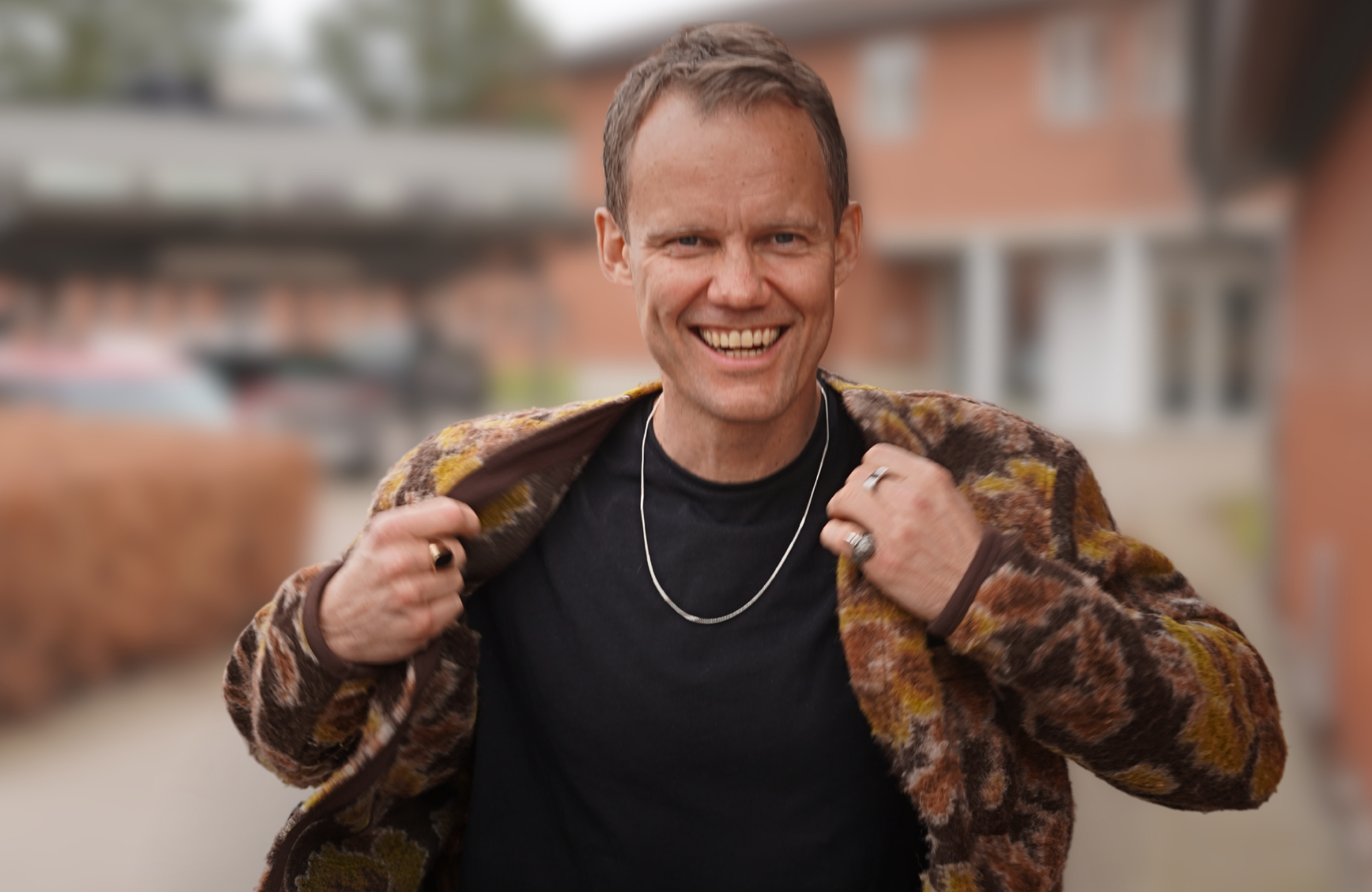 Undskyld, må jeg spørge dig om noget, Niels Overgaard? - Pærspektiv